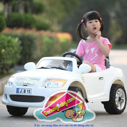 Lưu ý khi sử dụng xe ô tô điện trẻ em